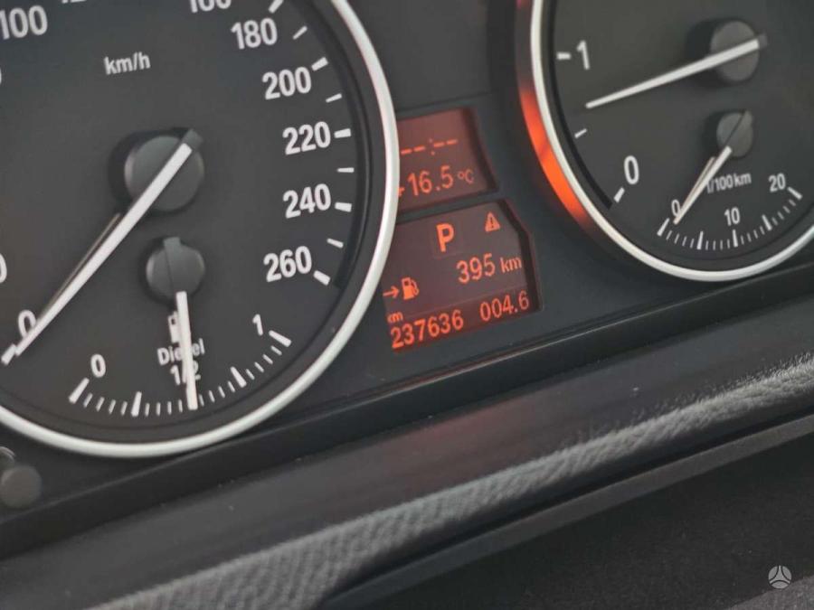Pelēks BMW X5 2008 Šauļi, ar dzinēja tilpumu 3.00 L un nobraukumu 237 tūkst. km par 8950 €, foto 36 vietnē AUTOMOTO.COM.LV