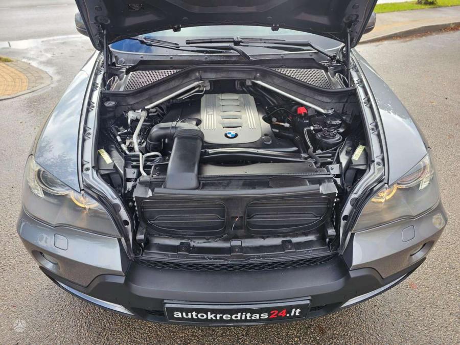 Pelēks BMW X5 2008 Šauļi, ar dzinēja tilpumu 3.00 L un nobraukumu 237 tūkst. km par 8950 €, foto 39 vietnē AUTOMOTO.COM.LV
