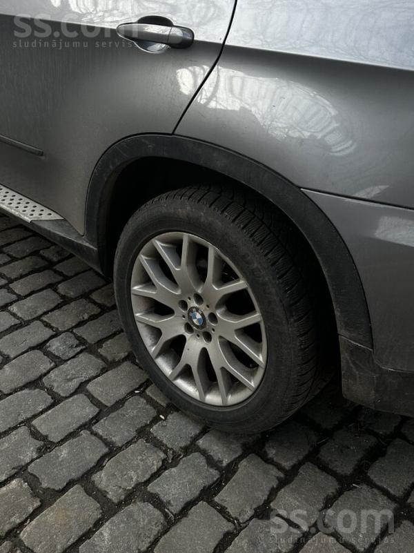 Pelēks BMW X5 2008 Rīga, ar dzinēja tilpumu 3.00 L un nobraukumu 142 tūkst. km par 11500 €, foto 11 vietnē AUTOMOTO.COM.LV