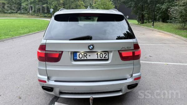 БМВ Х5 2008 в Огре на AUTOMOTO.COM.LV Серый БМВ Х5 2008 в Огре, объемом двигателя 3.00 л и пробегом 400 тыс. км за 6650 €, фото 6 на AUTOMOTO.COM.LV