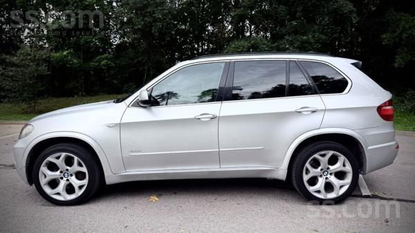 БМВ Х5 2008 в Огре на AUTOMOTO.COM.LV Серый БМВ Х5 2008 в Огре, объемом двигателя 3.00 л и пробегом 400 тыс. км за 6650 €, фото 7 на AUTOMOTO.COM.LV