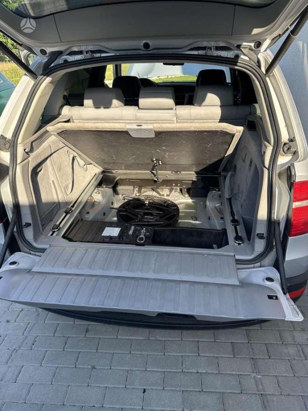 БМВ Х5 2008 в Каунас на AUTOMOTO.COM.LV Серый БМВ Х5 2008 в Каунас, объемом двигателя 0.00 л и пробегом 132 тыс. км за 3200 €, фото 10 на AUTOMOTO.COM.LV