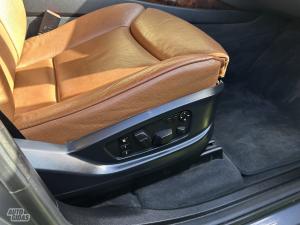Pelēks BMW X5 2008 Panevēža, ar dzinēja tilpumu 3.00 L un nobraukumu 400 tūkst. km par 6500 €, foto 17 vietnē AUTOMOTO.COM.LV