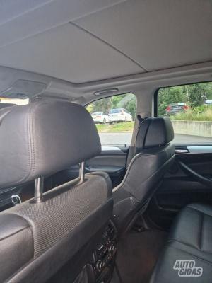Grey BMW X5 2008 in Kaunas, with an engine capacity of 3.00 L and mileage of 440 thousand km for 7500 €, photo 15 on AUTOMOTO.COM.LV