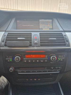 Grey BMW X5 2008 in Kaunas, with an engine capacity of 3.00 L and mileage of 440 thousand km for 7500 €, photo 21 on AUTOMOTO.COM.LV