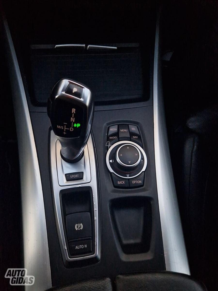 Grey BMW X5 2008 in Kaunas, with an engine capacity of 3.00 L and mileage of 440 thousand km for 7500 €, photo 23 on AUTOMOTO.COM.LV