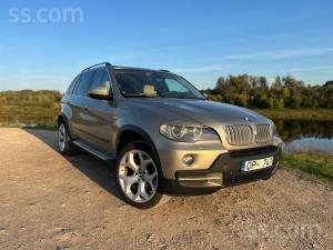 Pelēks BMW X5 2008 Daugavpils, ar dzinēja tilpumu 3.00 L un nobraukumu 316 tūkst. km par 8200 €, foto  vietnē AUTOMOTO.COM.LV