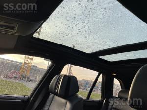 Grey BMW X5 2008 in Riga, with an engine capacity of 3.00 L and mileage of 358 thousand km for 6200 €, photo 3 on AUTOMOTO.COM.LV