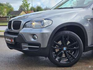 Pelēks BMW X5 2008 Šauļi, ar dzinēja tilpumu 3.00 L un nobraukumu 237 tūkst. km par 8950 €, foto 6 vietnē AUTOMOTO.COM.LV