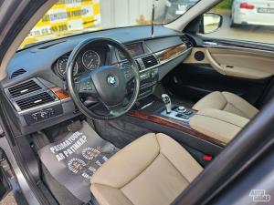 Pelēks BMW X5 2008 Šauļi, ar dzinēja tilpumu 3.00 L un nobraukumu 237 tūkst. km par 8950 €, foto 20 vietnē AUTOMOTO.COM.LV