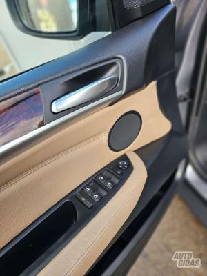 Pelēks BMW X5 2008 Šauļi, ar dzinēja tilpumu 3.00 L un nobraukumu 237 tūkst. km par 8950 €, foto 23 vietnē AUTOMOTO.COM.LV