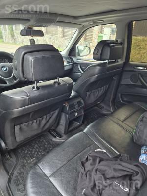 Pelēks BMW X5 2008 Rēzekne, ar dzinēja tilpumu 3.00 L un nobraukumu 377 tūkst. km par 7150 €, foto 7 vietnē AUTOMOTO.COM.LV