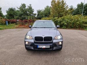 Pelēks BMW X5 2008 Rīga, ar dzinēja tilpumu 3.00 L un nobraukumu 435 tūkst. km par 6000 €, foto 1 vietnē AUTOMOTO.COM.LV
