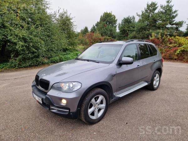 Pelēks BMW X5 2008 Rīga, ar dzinēja tilpumu 3.00 L un nobraukumu 435 tūkst. km par 6000 €, foto 3 vietnē AUTOMOTO.COM.LV