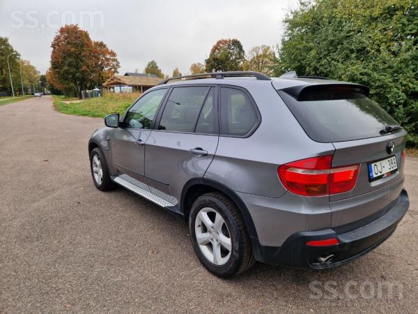 Pelēks BMW X5 2008 Rīga, ar dzinēja tilpumu 3.00 L un nobraukumu 435 tūkst. km par 6000 €, foto 7 vietnē AUTOMOTO.COM.LV