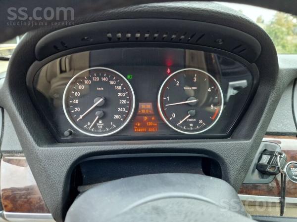 Pelēks BMW X5 2008 Rīga, ar dzinēja tilpumu 3.00 L un nobraukumu 435 tūkst. km par 6000 €, foto 10 vietnē AUTOMOTO.COM.LV