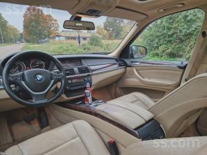 Pelēks BMW X5 2008 Rīga, ar dzinēja tilpumu 3.00 L un nobraukumu 435 tūkst. km par 6000 €, foto 13 vietnē AUTOMOTO.COM.LV