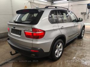 Pelēks BMW X5 2009 Viljandi, ar dzinēja tilpumu 3.00 L un nobraukumu 217 tūkst. km par 9790 €, foto 11 vietnē AUTOMOTO.COM.LV