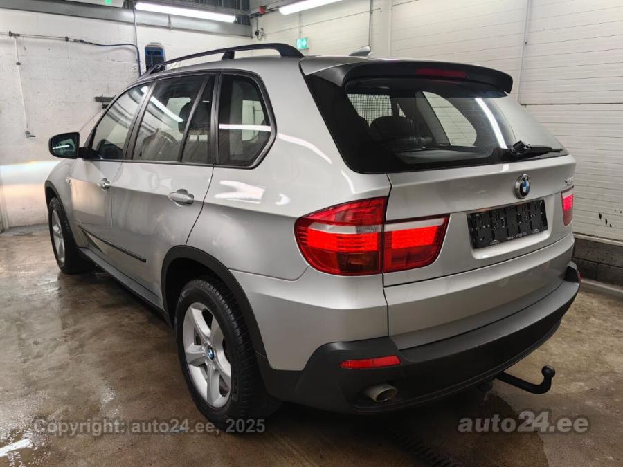 Pelēks BMW X5 2009 Viljandi, ar dzinēja tilpumu 3.00 L un nobraukumu 217 tūkst. km par 9790 €, foto 12 vietnē AUTOMOTO.COM.LV