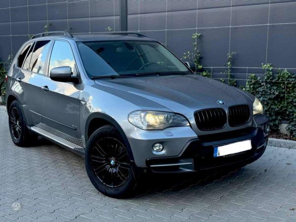 Grey BMW X5 2009 in Klaipeda, with an engine capacity of 2.99 L and mileage of 345 thousand km for 7200 €, photo 5 on AUTOMOTO.COM.LV