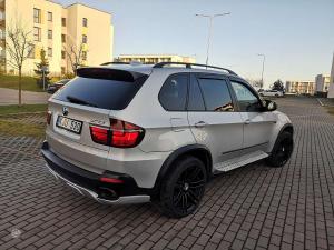 Grey BMW X5 2009 in Klaipeda, with an engine capacity of 3.00 L and mileage of 210 thousand km for 7950 €, photo 7 on AUTOMOTO.COM.LV