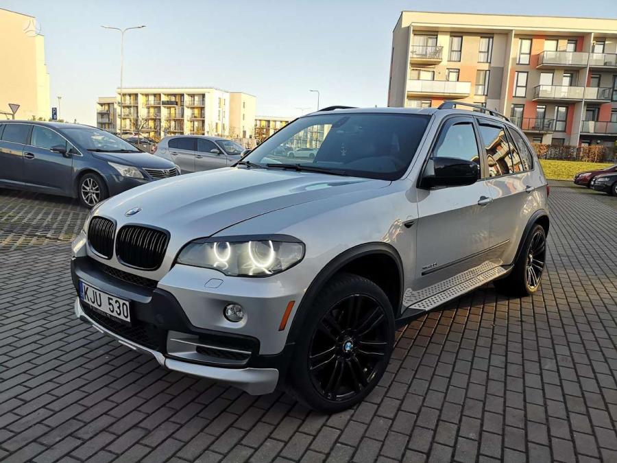 Grey BMW X5 2009 in Klaipeda, with an engine capacity of 3.00 L and mileage of 210 thousand km for 7950 €, photo 18 on AUTOMOTO.COM.LV