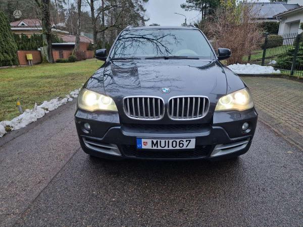 Pelēks BMW X5 2009 Viļņa, ar dzinēja tilpumu 2.99 L un nobraukumu 360 tūkst. km par 10650 €, foto 4 vietnē AUTOMOTO.COM.LV