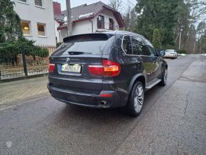 Pelēks BMW X5 2009 Viļņa, ar dzinēja tilpumu 2.99 L un nobraukumu 360 tūkst. km par 10650 €, foto 6 vietnē AUTOMOTO.COM.LV