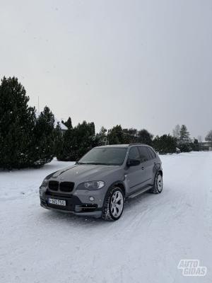 Pelēks BMW X5 2009 Kauņa, ar dzinēja tilpumu 3.00 L un nobraukumu 315 tūkst. km par 12050 €, foto  vietnē AUTOMOTO.COM.LV