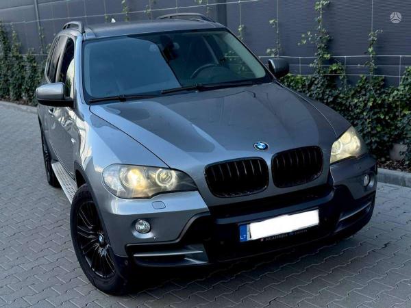 Grey BMW X5 2009 in Klaipeda, with an engine capacity of 2.99 L and mileage of 345 thousand km for 7150 €, photo 3 on AUTOMOTO.COM.LV