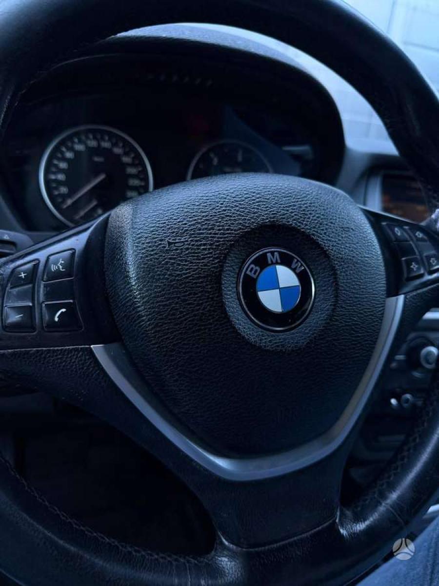Pelēks BMW X5 2009 Klaipėda, ar dzinēja tilpumu 2.99 L un nobraukumu 345 tūkst. km par 7250 €, foto 15 vietnē AUTOMOTO.COM.LV