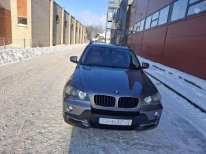 Grey BMW X5 2009 in Kaunas, with an engine capacity of 2.99 L and mileage of 314 thousand km for 9000 €, photo 5 on AUTOMOTO.COM.LV