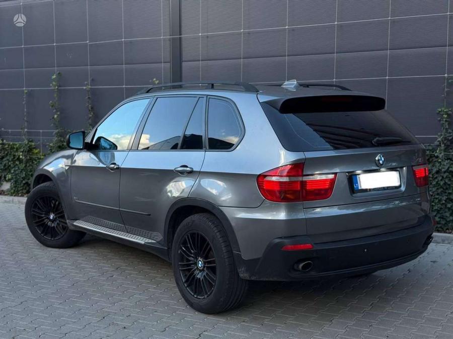 Pelēks BMW X5 2009 Klaipėda, ar dzinēja tilpumu 2.99 L un nobraukumu 345 tūkst. km par 7250 €, foto 11 vietnē AUTOMOTO.COM.LV