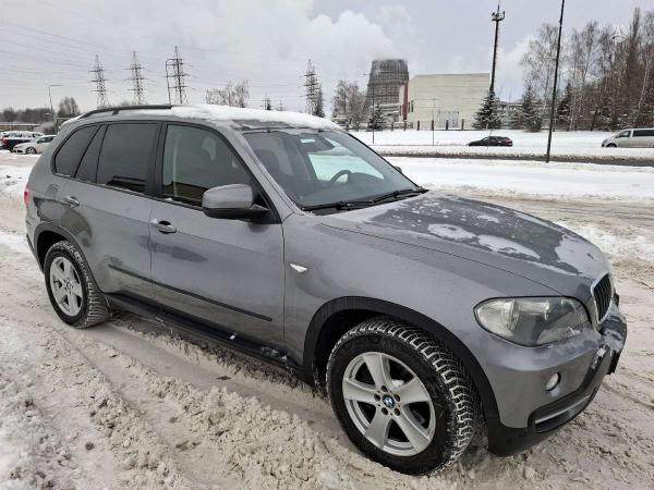 Pelēks BMW X5 2009 Kauņa, ar dzinēja tilpumu 2.99 L un nobraukumu 317 tūkst. km par 8950 €, foto 5 vietnē AUTOMOTO.COM.LV