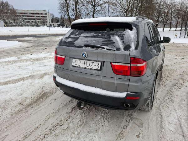 Pelēks BMW X5 2009 Kauņa, ar dzinēja tilpumu 2.99 L un nobraukumu 317 tūkst. km par 8950 €, foto 8 vietnē AUTOMOTO.COM.LV