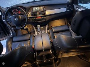 Pelēks BMW X5 2009 Trakai, ar dzinēja tilpumu 2.99 L un nobraukumu 395 tūkst. km par 5150 €, foto 13 vietnē AUTOMOTO.COM.LV