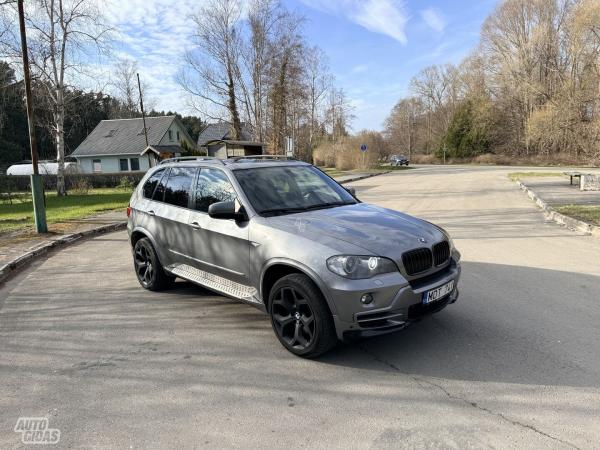 Pelēks BMW X5 2009 Klaipėda, ar dzinēja tilpumu 3.00 L un nobraukumu 244 tūkst. km par 10000 €, foto 1 vietnē AUTOMOTO.COM.LV