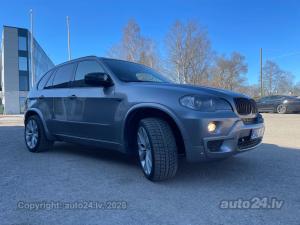Grey BMW X5 2009 in Tallinn, with an engine capacity of 3.00 L and mileage of 315 thousand km for 15000 €, photo 8 on AUTOMOTO.COM.LV