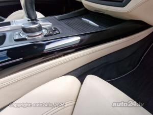 Серый БМВ Х5 2009 в Тарту, объемом двигателя 3.00 л и пробегом 228 тыс. км за 12890 €, фото 26 на AUTOMOTO.COM.LV