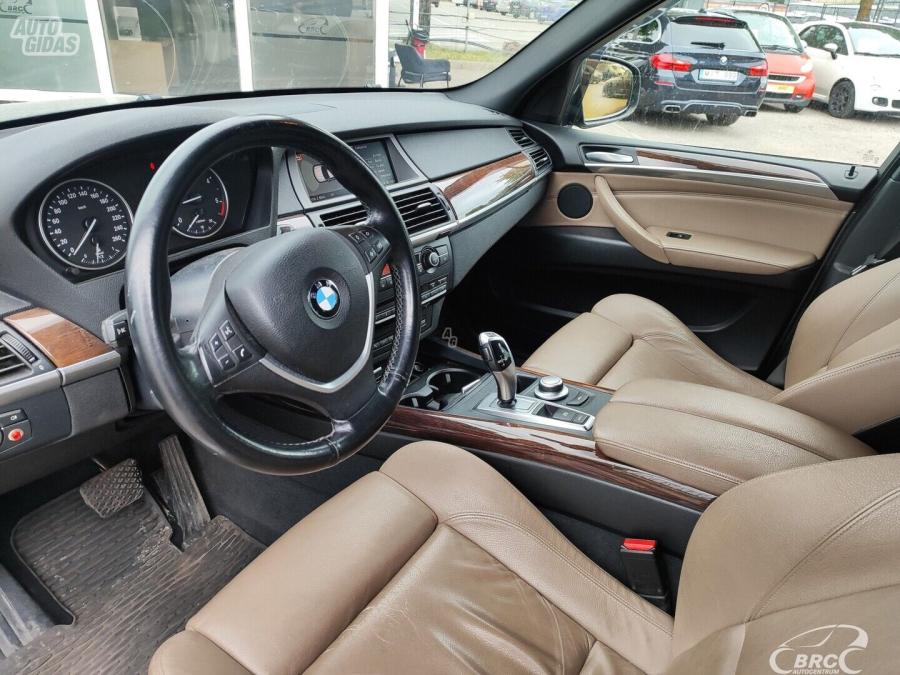 Серый БМВ Х5 2009 в Авиженяй, объемом двигателя 3.00 л и пробегом 390 тыс. км за 7500 €, фото 21 на AUTOMOTO.COM.LV