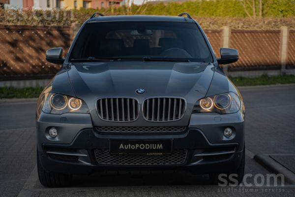 Pelēks BMW X5 2009 Rīga, ar dzinēja tilpumu 3.00 L un nobraukumu 286 tūkst. km par 8450 €, foto 3 vietnē AUTOMOTO.COM.LV