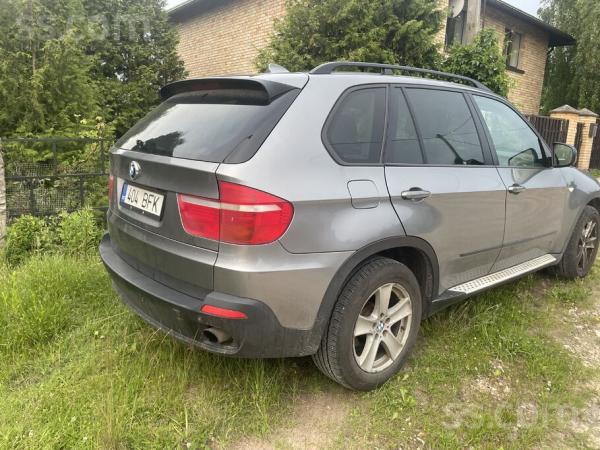 Pelēks BMW X5 2009 Rīga, ar dzinēja tilpumu 3.00 L un nobraukumu 309 tūkst. km par 5995 €, foto 2 vietnē AUTOMOTO.COM.LV