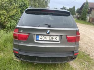 Grey BMW X5 2009 in Riga, with an engine capacity of 3.00 L and mileage of 309 thousand km for 5995 €, photo 7 on AUTOMOTO.COM.LV