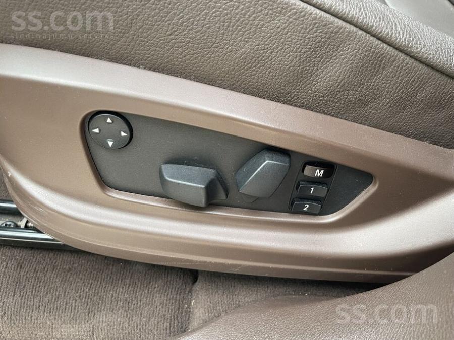 Pelēks BMW X5 2009 Jūrmala, ar dzinēja tilpumu 3.00 L un nobraukumu 0 tūkst. km par 8790 €, foto 19 vietnē AUTOMOTO.COM.LV