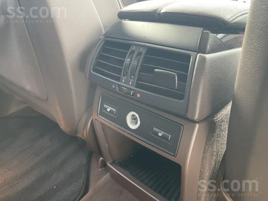 Pelēks BMW X5 2009 Jūrmala, ar dzinēja tilpumu 3.00 L un nobraukumu 0 tūkst. km par 8790 €, foto 24 vietnē AUTOMOTO.COM.LV