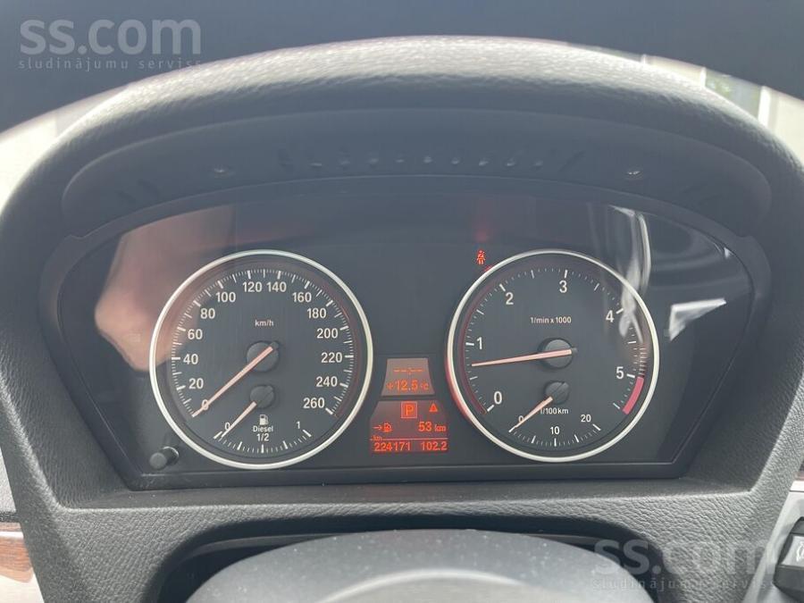 Pelēks BMW X5 2009 Jūrmala, ar dzinēja tilpumu 3.00 L un nobraukumu 0 tūkst. km par 8790 €, foto 36 vietnē AUTOMOTO.COM.LV