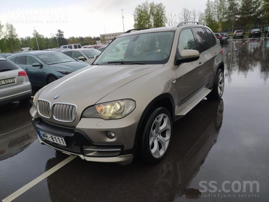 Pelēks BMW X5 2009 Rīga, ar dzinēja tilpumu 3.00 L un nobraukumu 338 tūkst. km par 9000 €, foto 3 vietnē AUTOMOTO.COM.LV