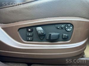Pelēks BMW X5 2009 Talsi, ar dzinēja tilpumu 3.00 L un nobraukumu 366 tūkst. km par 9000 €, foto 8 vietnē AUTOMOTO.COM.LV