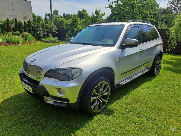 Pelēks BMW X5 2009 Kėdainiai, ar dzinēja tilpumu 2.99 L un nobraukumu 353 tūkst. km par 5900 €, foto 1 vietnē AUTOMOTO.COM.LV
