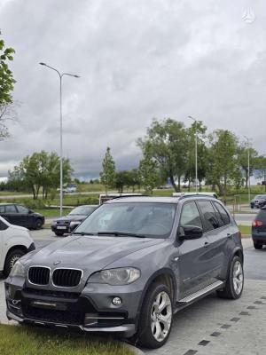 Grey BMW X5 2009 in Klaipeda, with an engine capacity of 4.80 L and mileage of 191 thousand km for 3700 €, photo  on AUTOMOTO.COM.LV